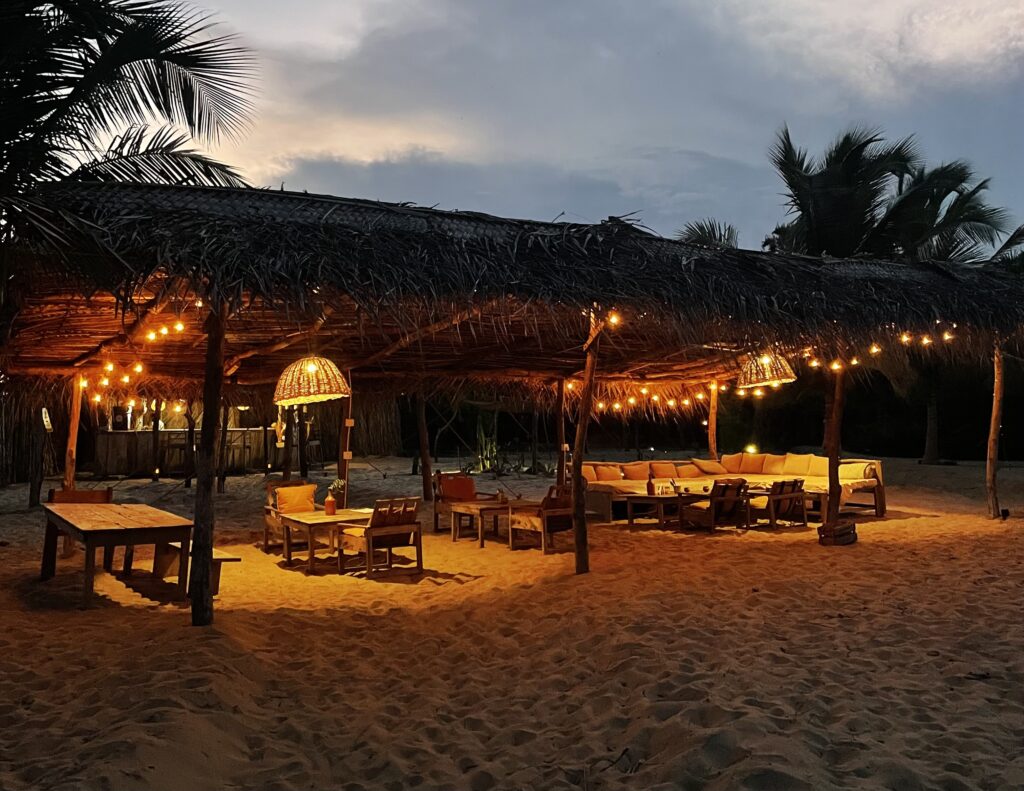 Restaurant - Hilltop Cabanas